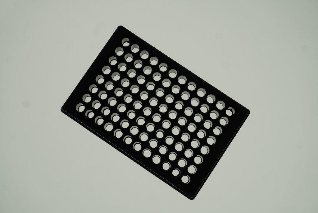 Quality 96 Well PCR Plate for Laboratory Research